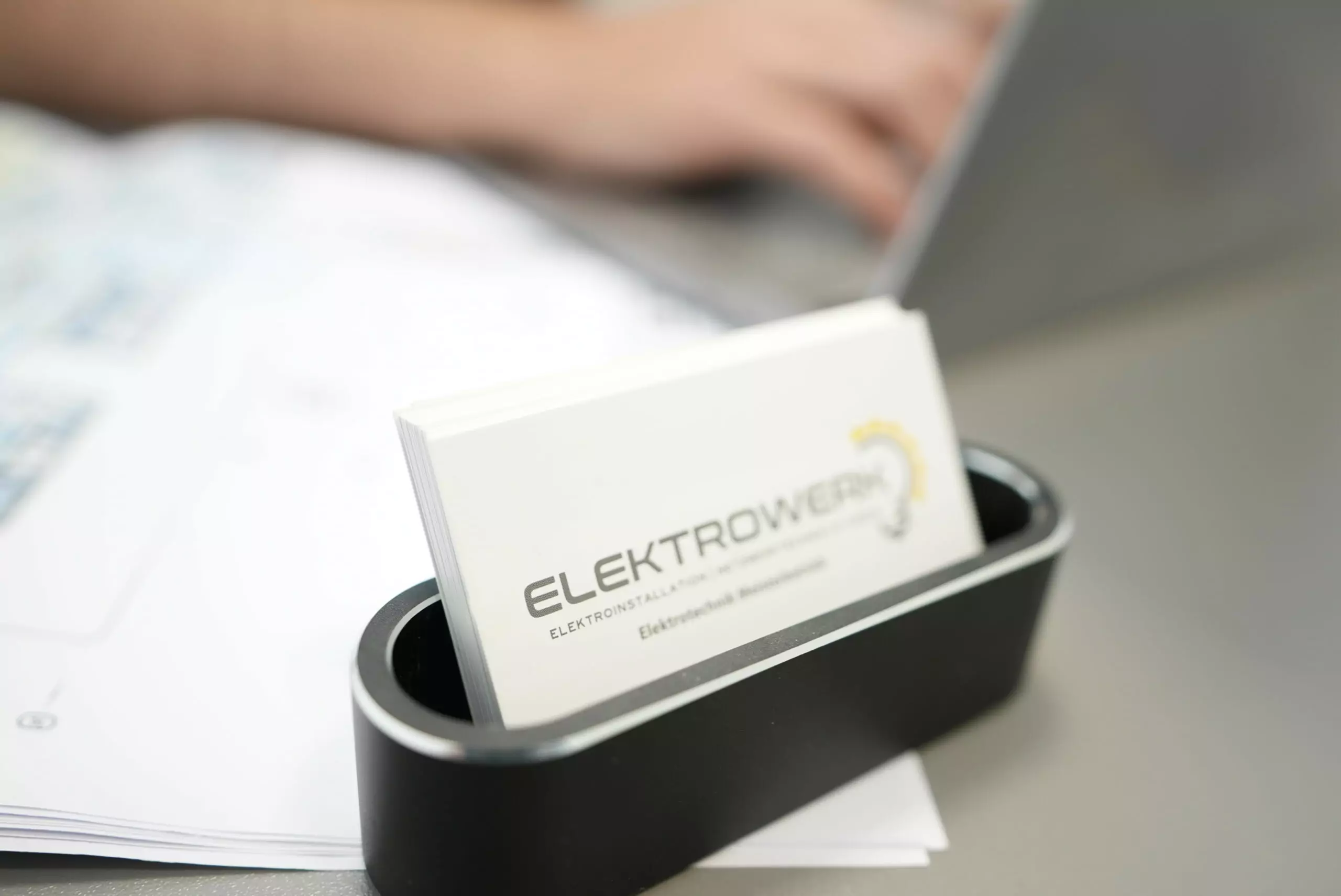Elektroinstallationen – ELEKTROWERK OHA HANAU | Elektroinstallationen, Haustechnik, Licht und ...